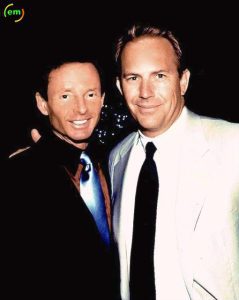 About – Elliot Mintz